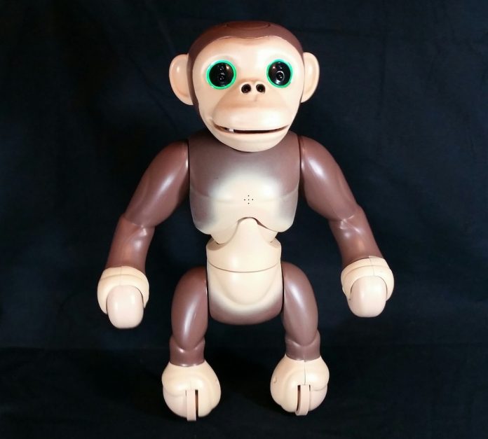 Interacting with the Amazing Zoomer Chimp | Best Buy Blog