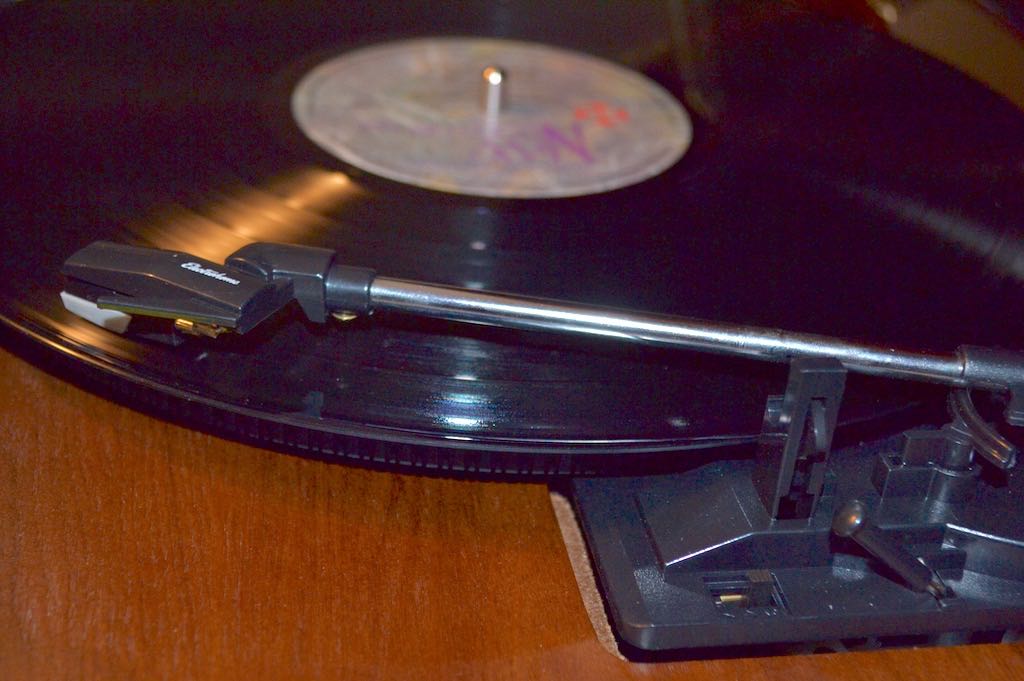 Electrohome Signature Music System review | Best Buy Blog