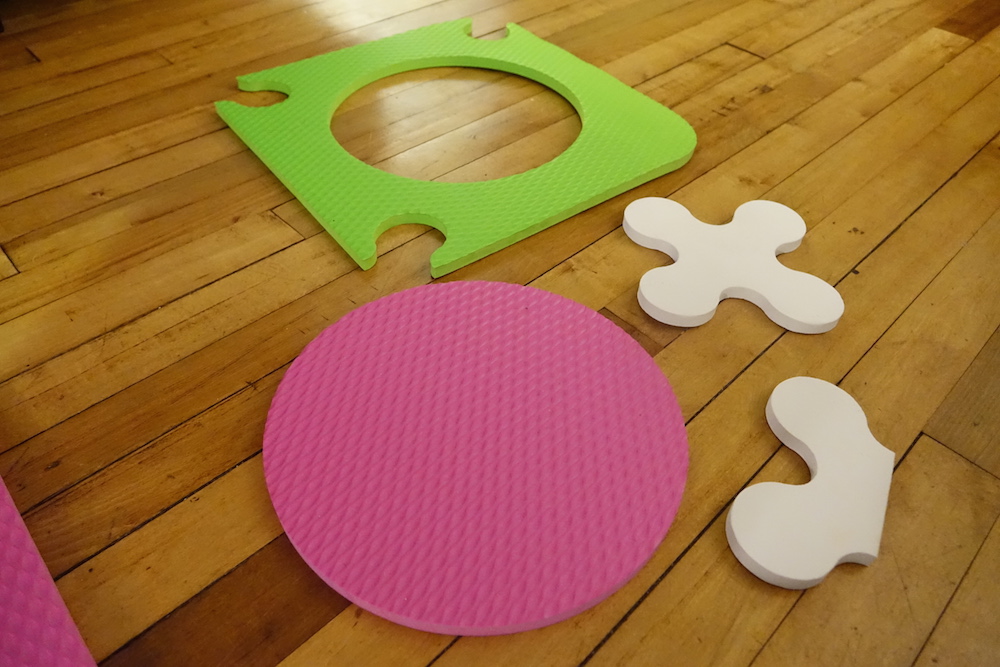 Munchkin Galaxy Light Up Foam Playmat review | Best Buy Blog