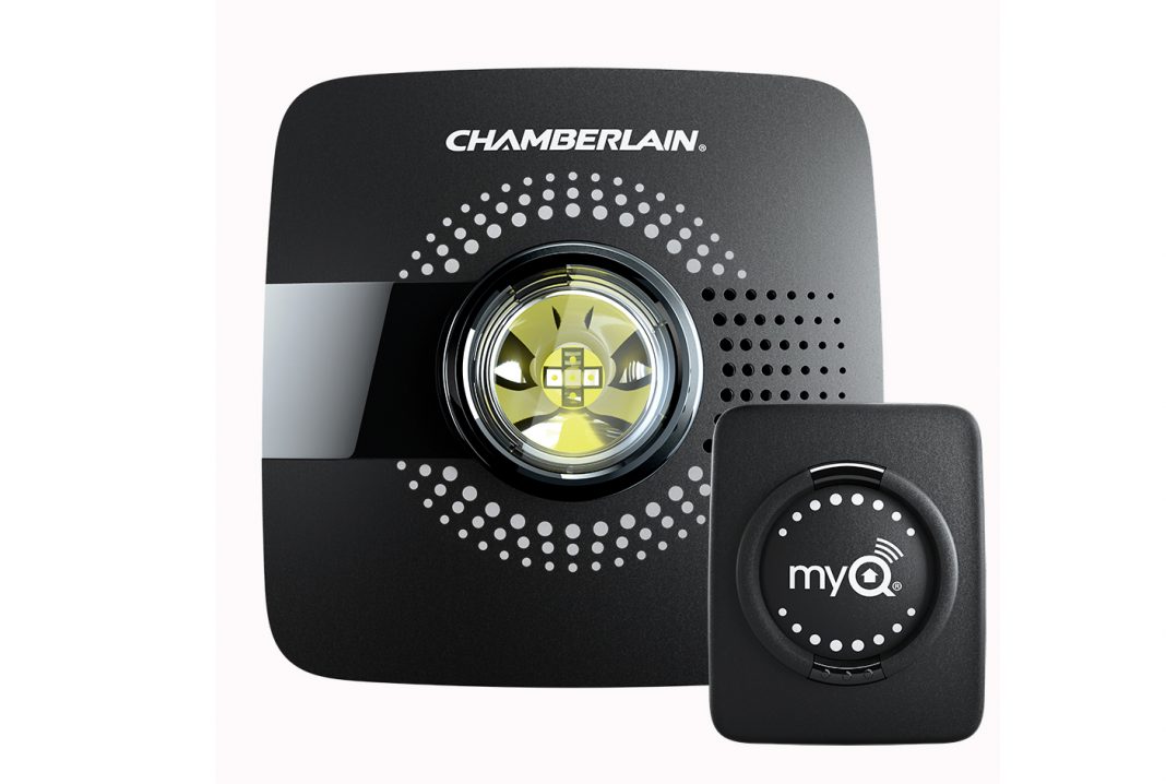 Check out Best Buy's in store demos of the MyQ Smart Garage Hub | Best ...