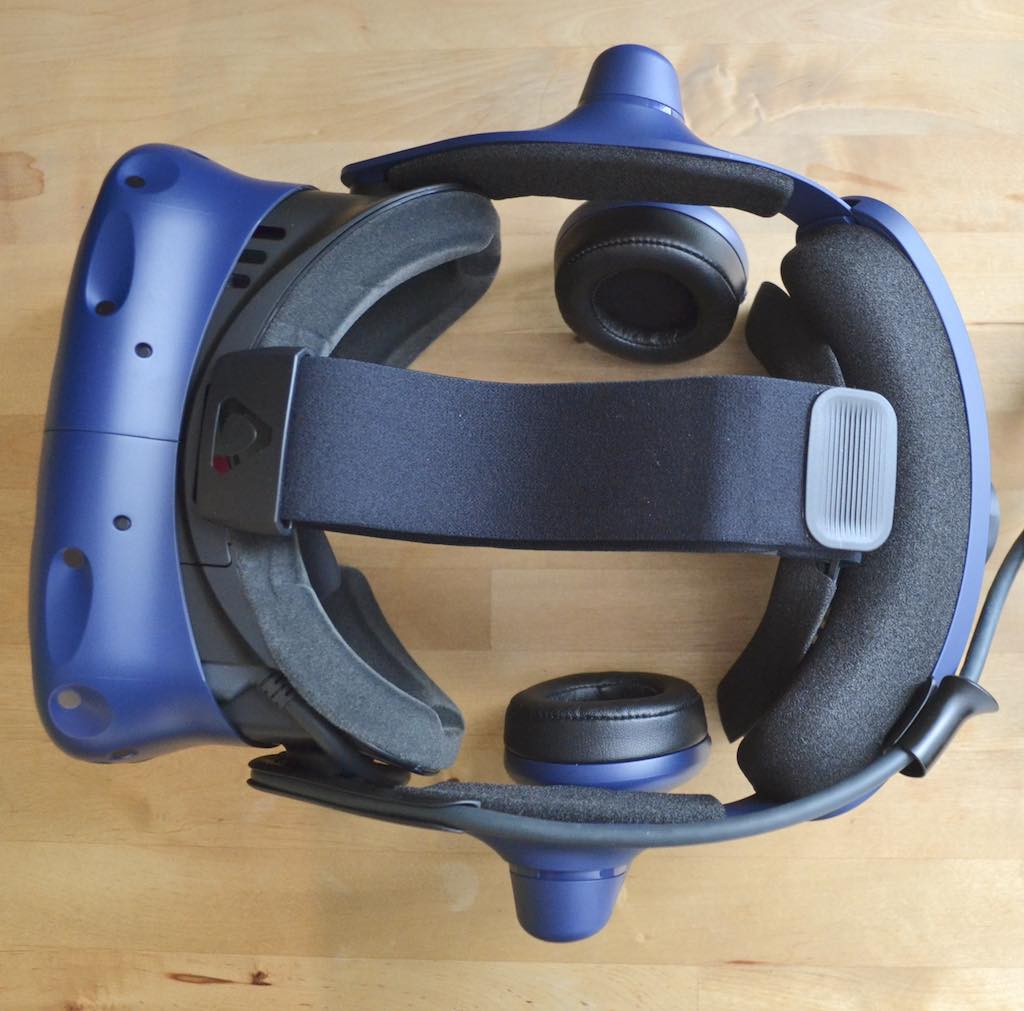 HTC VIVE and VIVE PRO comparison | Best Buy Blog