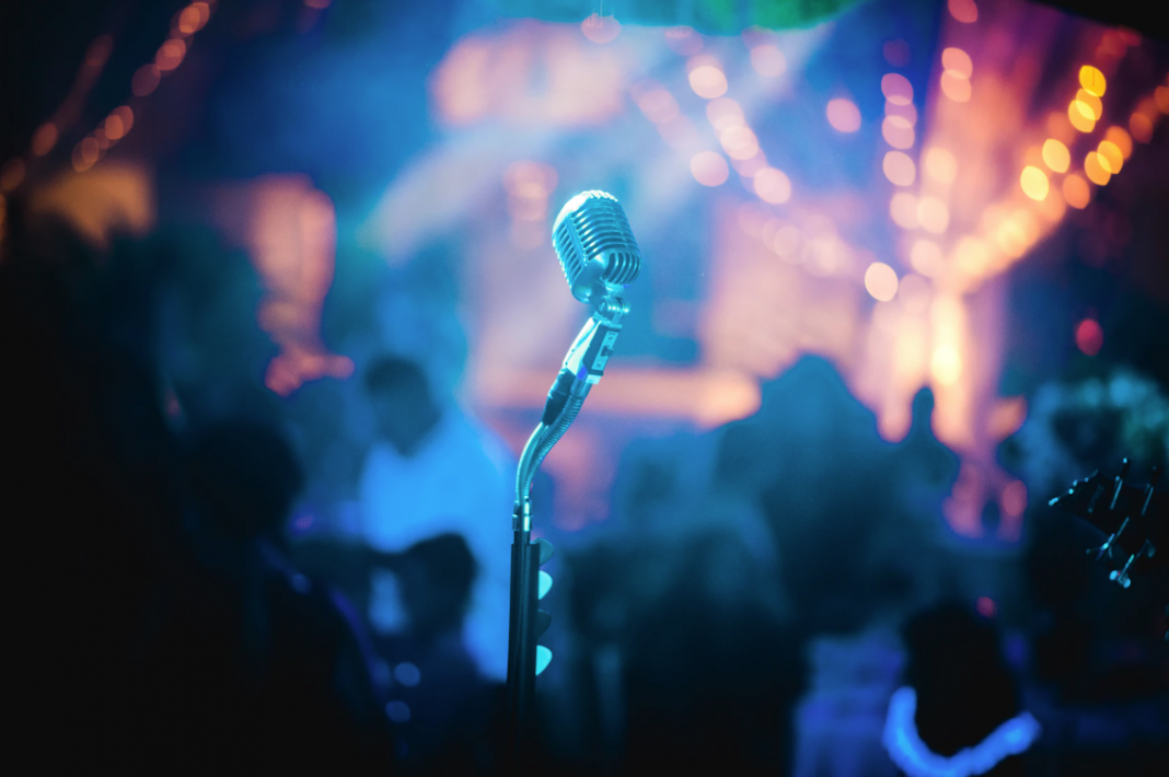 5 Karaoke Machines to Liven up Your Next Party | Best Buy Blog