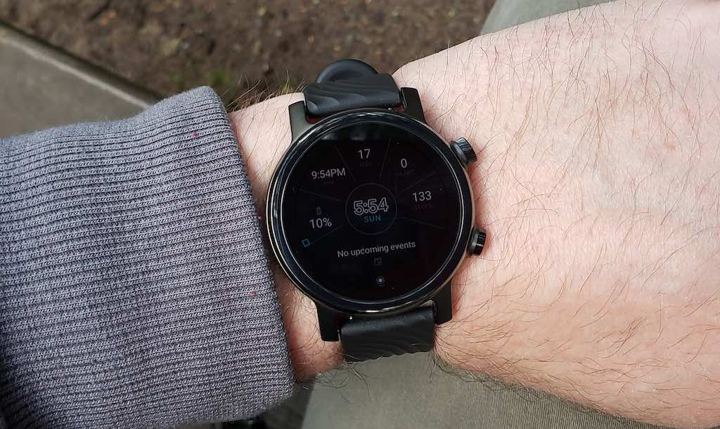 Moto 360 WearOS smart watch review | Best Buy Blog
