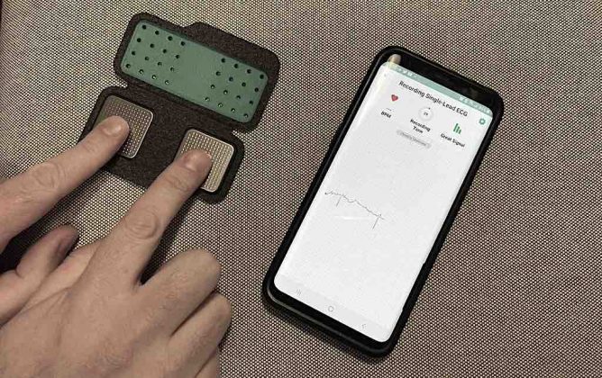 KardiaMobile personal EKG monitors review | Best Buy Blog