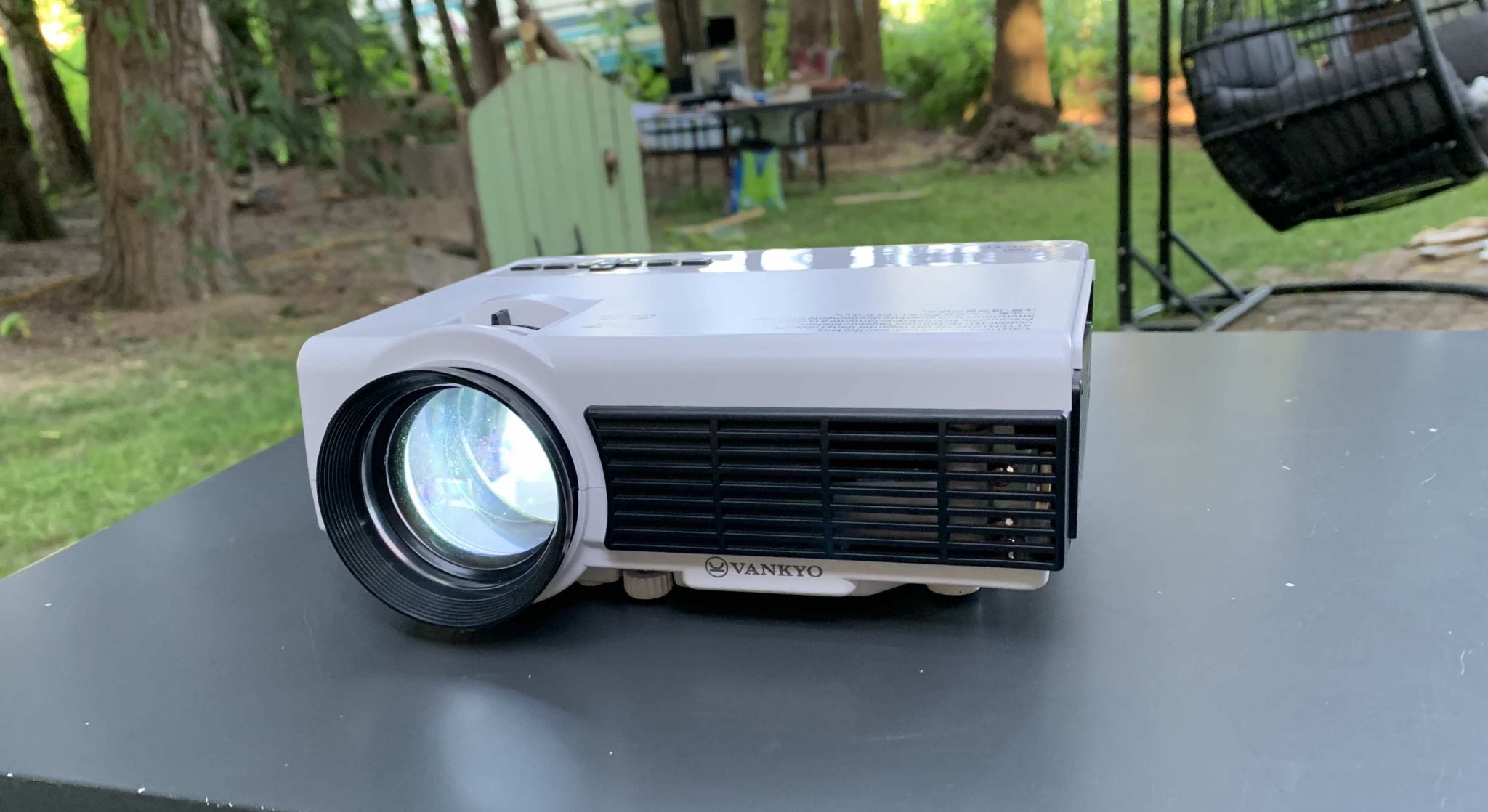 Vankyo Leisure 3W mini projector review | Best Buy Blog