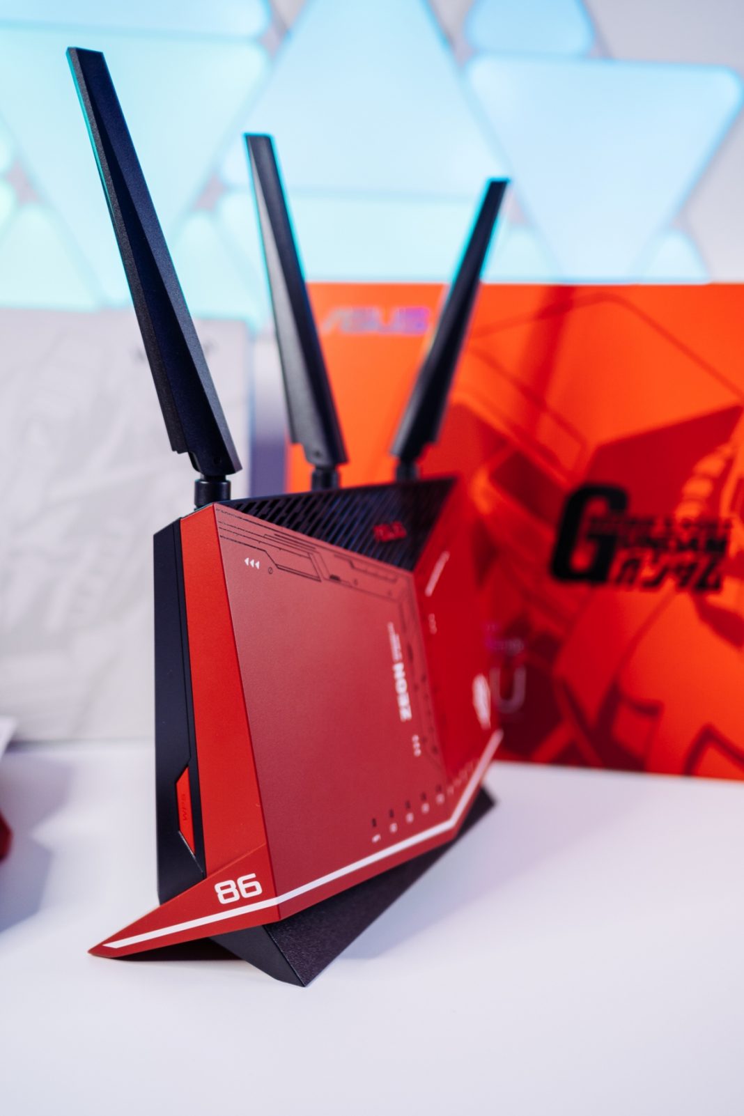ASUS Gundam Edition gaming routers review | Best Buy Blog