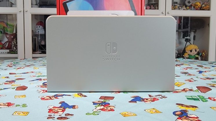 Nintendo Switch OLED model unboxing and review | Best Buy Blog
