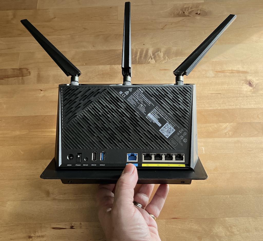 ASUS RT-AX86S dual-band WiFi 6 gaming router review | Best Buy Blog