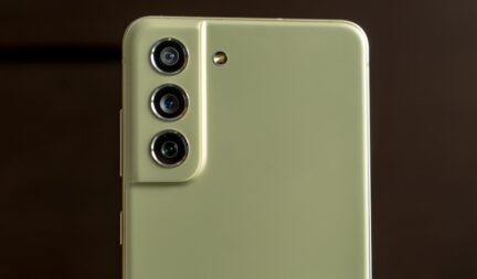 Samsung Galaxy S21 FE 5G review | Best Buy Blog