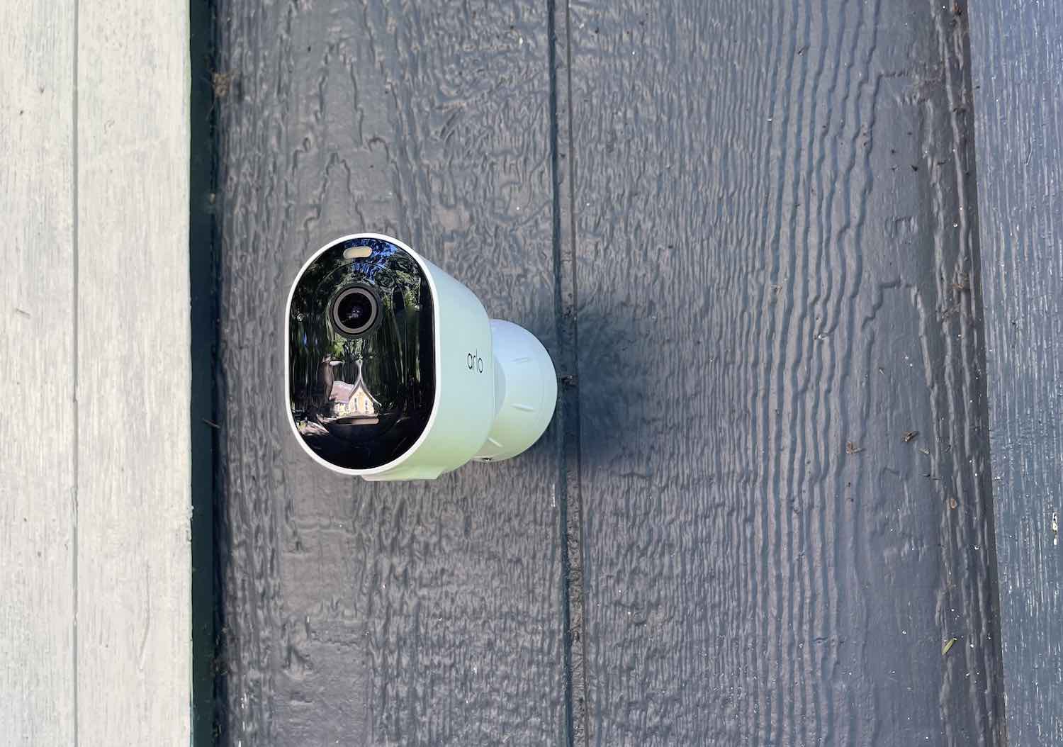 Arlo Pro 4 Spotlight Security Camera bundle review | Best Buy Blog