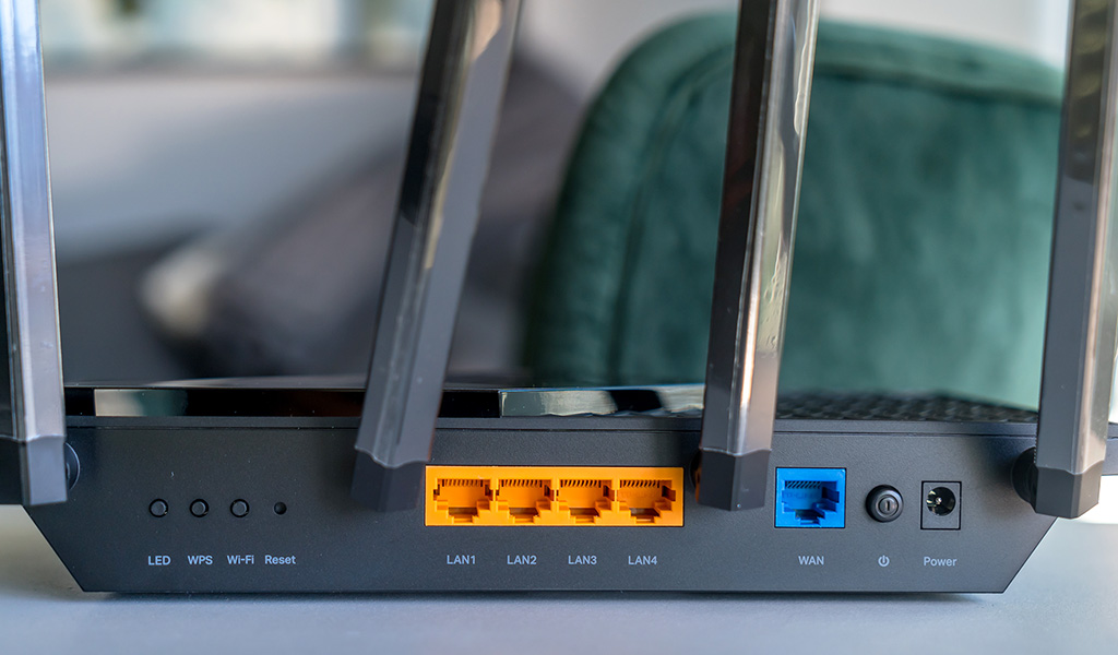 TP-Link Archer AXE75 Wi-Fi router review | Best Buy Blog