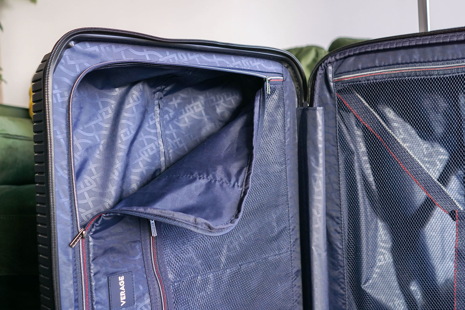 Verage Rome 24" Large Hardside Expandable Luggage review