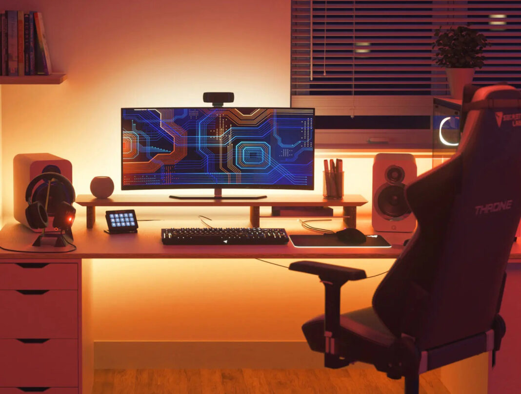 Monitor Backlighting: Use Smart Lights to Reduce Eye Strain | Best Buy Blog