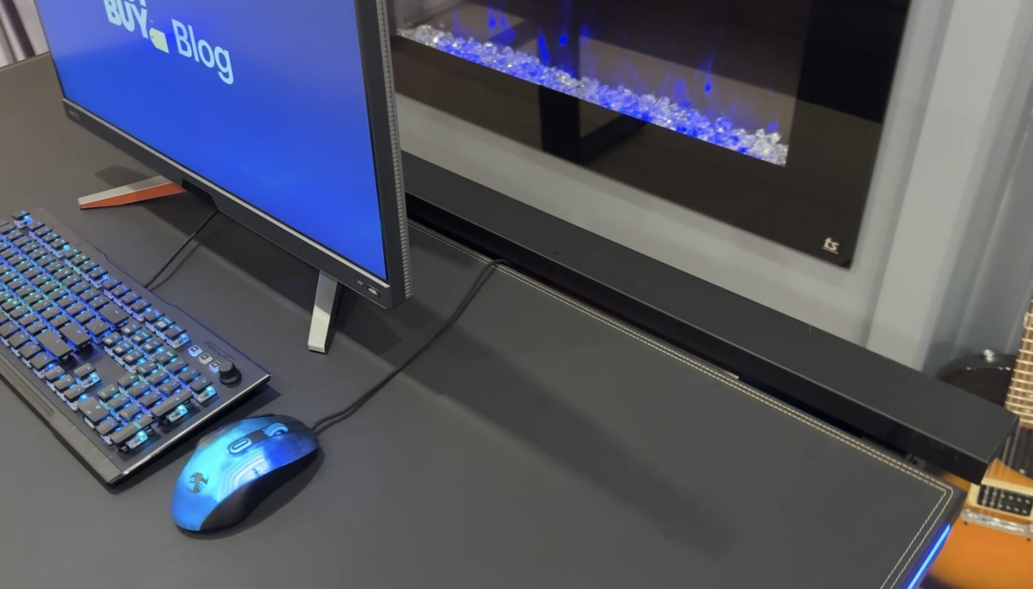 Blacklyte Athena Gaming Chair and Atlas Desk Review | Best Buy Blog