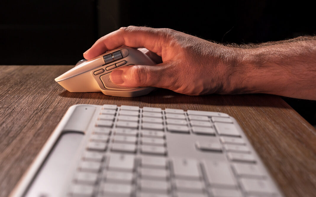 How to use Stream Decks and controllers for everyday tasks | Best Buy Blog